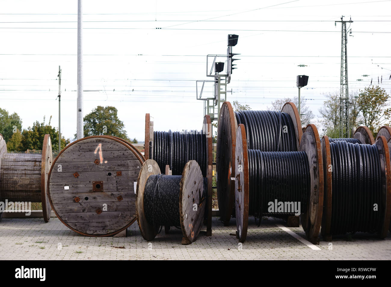 Cable laying by railway hi-res stock photography and images - Alamy
