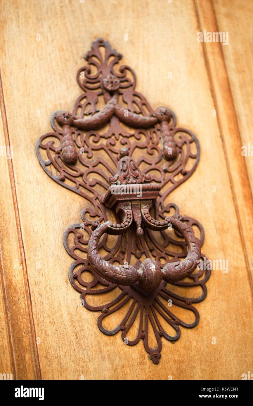 Stylish door knocker hi-res stock photography and images - Alamy