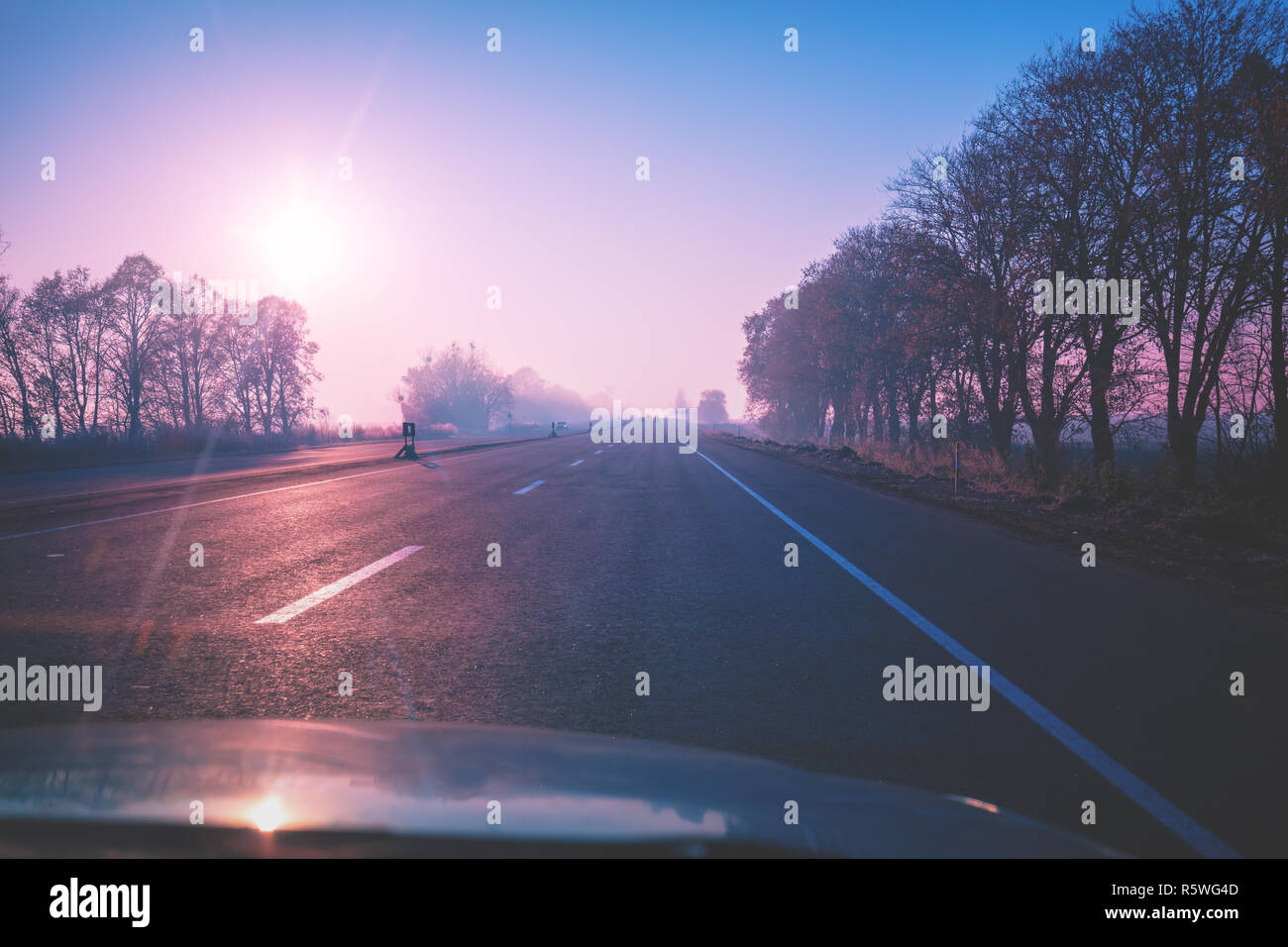 Car sunrise highway hi-res stock photography and images - Alamy