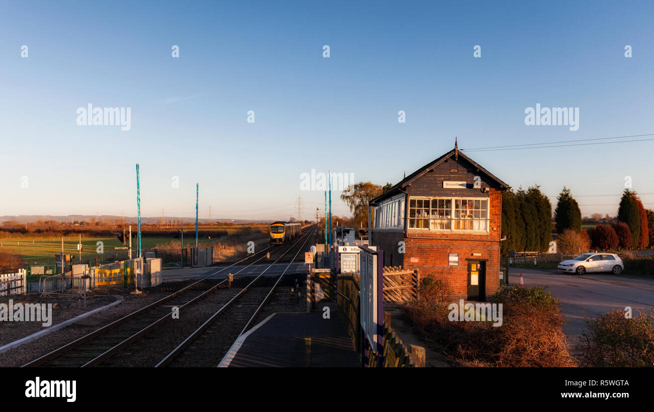 North eastern railway signal box hi-res stock photography and images ...