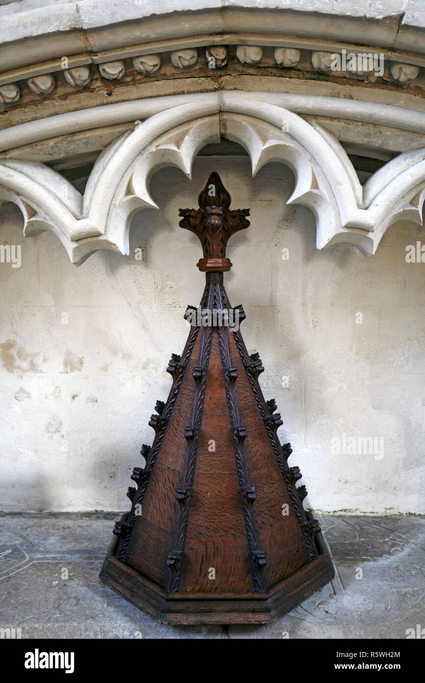 Tomb recess hi-res stock photography and images - Alamy