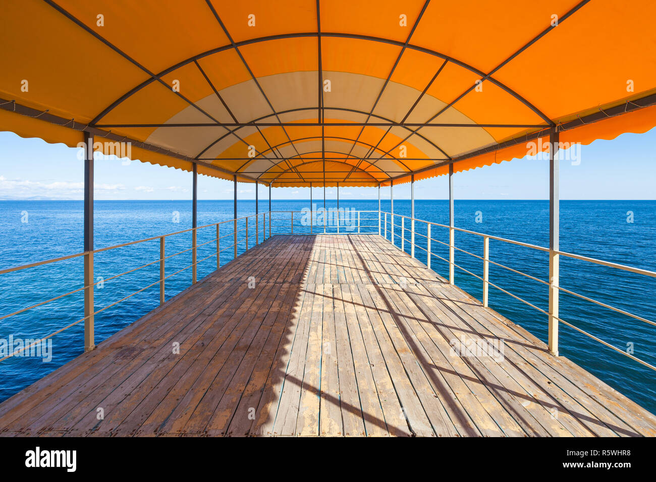 Empty resort beach area bright hi-res stock photography and images - Alamy