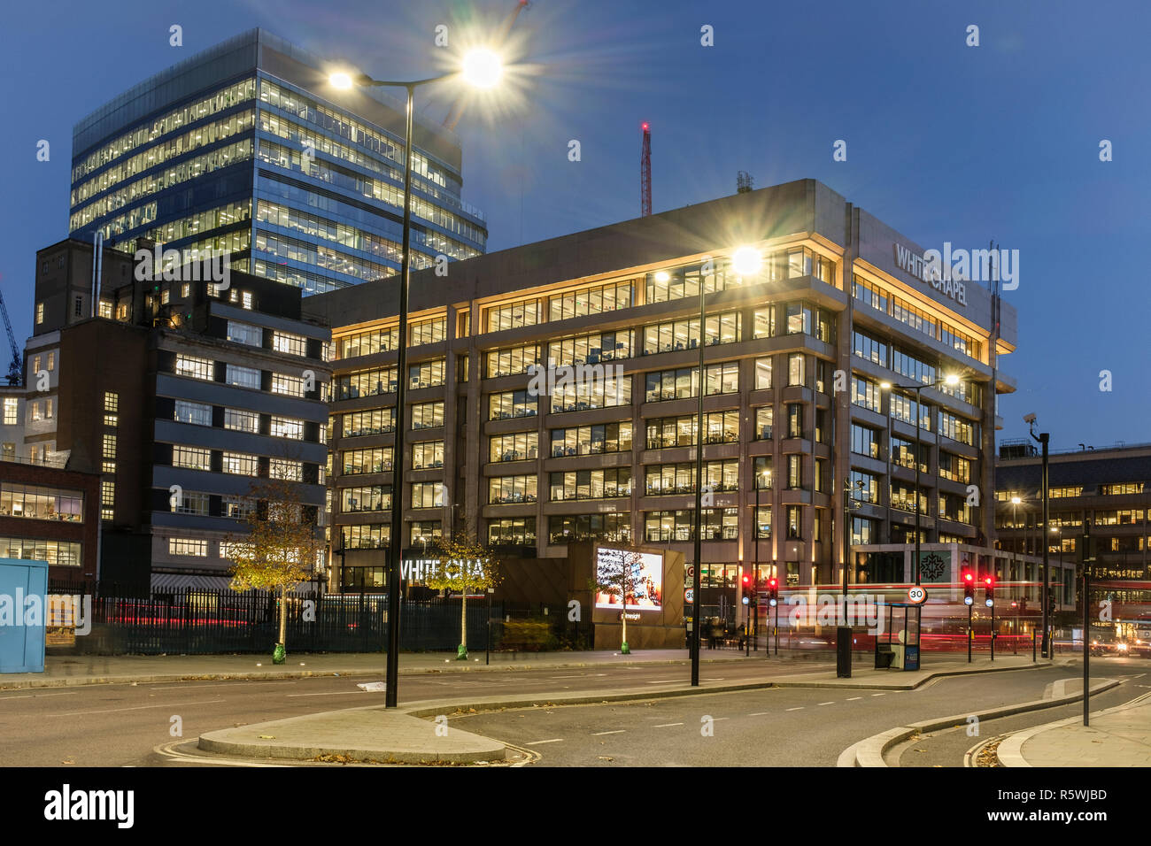 Whitechapel office building hi-res stock photography and images - Alamy