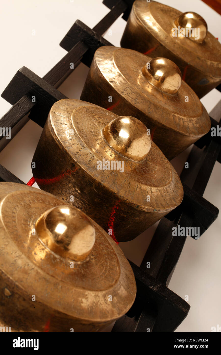 Gong Chime Stock Photos & Gong Chime Stock Images - Alamy