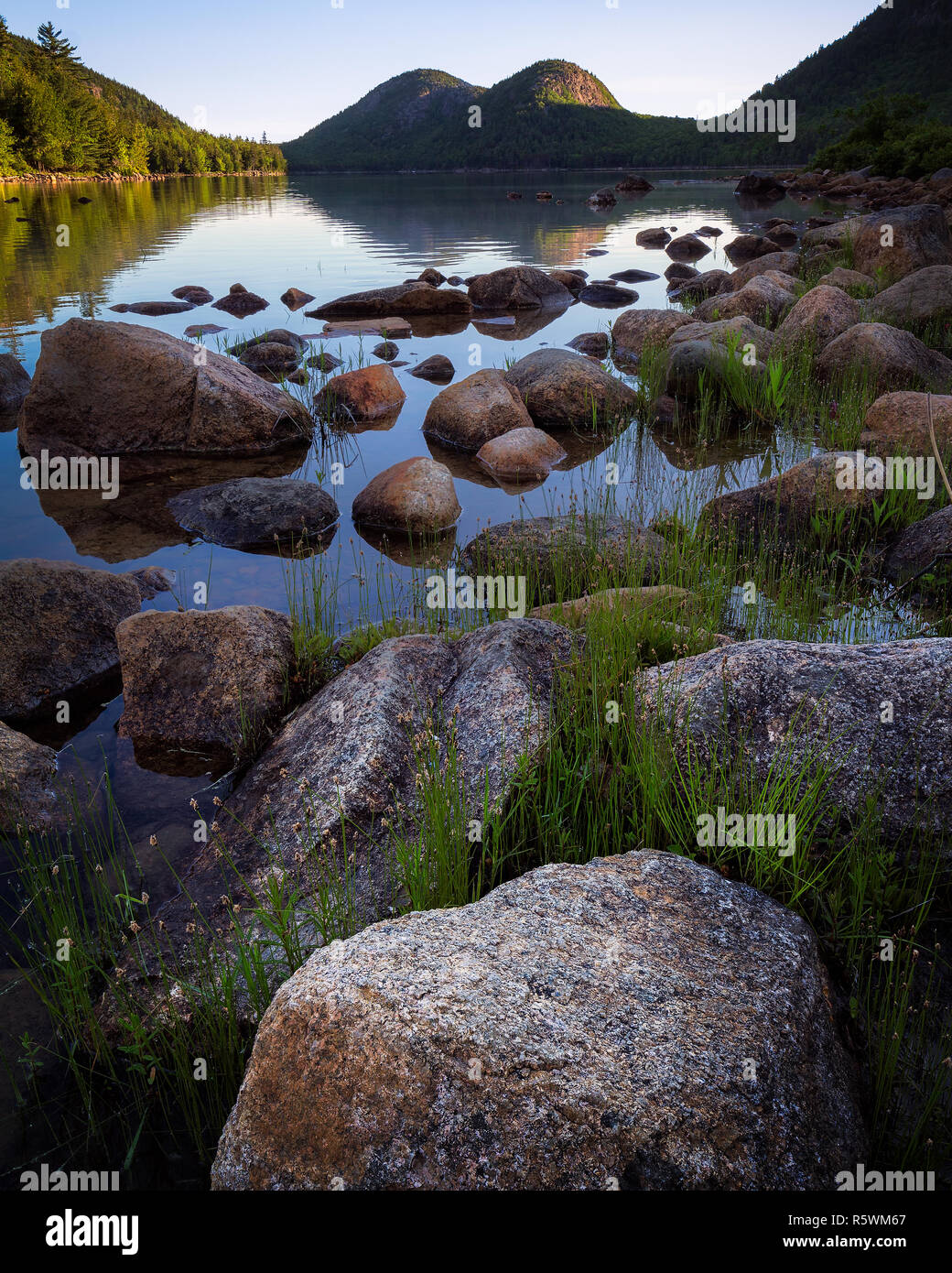 Jordan pond house hi-res stock photography and images - Alamy