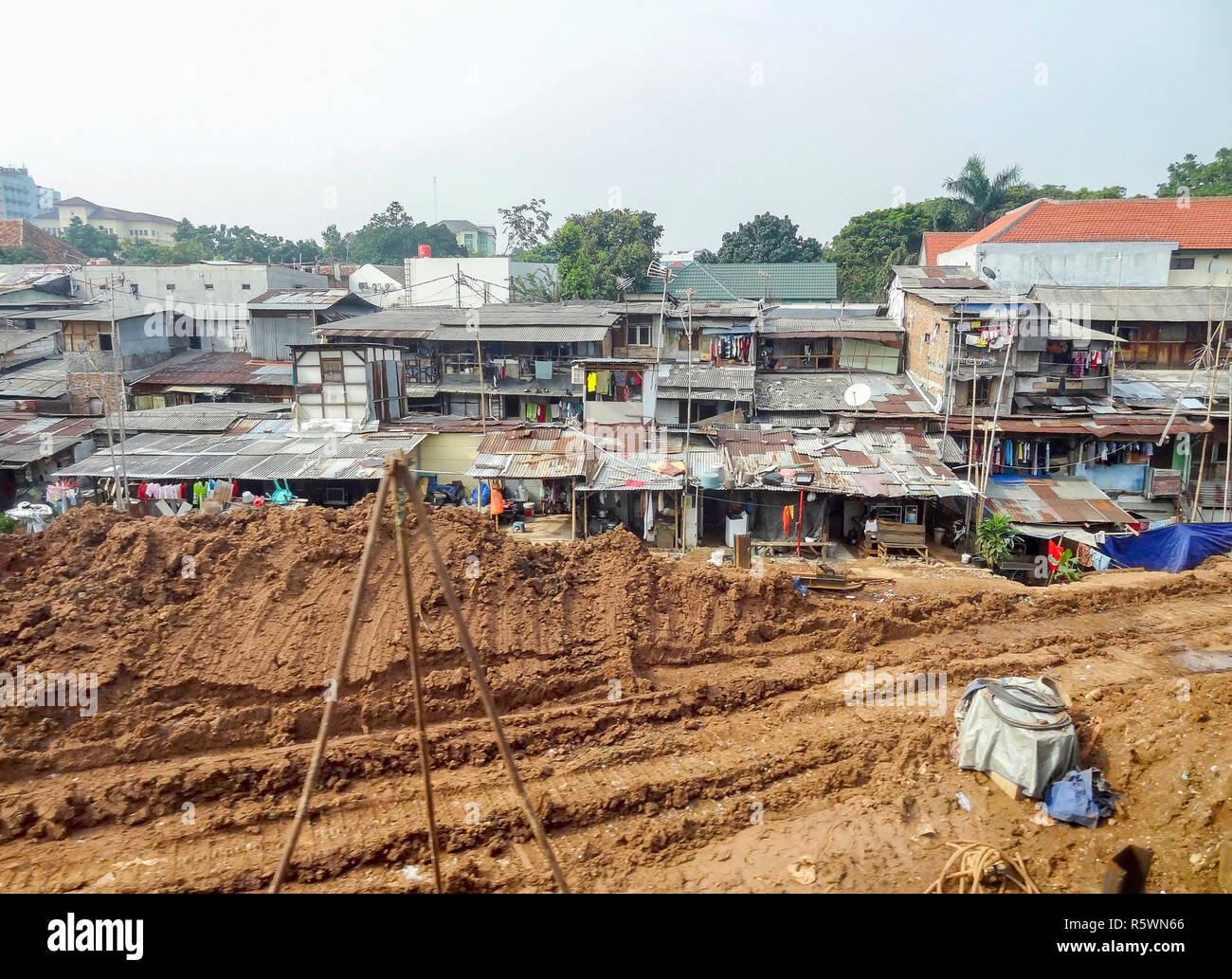 Jakarta Slum Stock Photos & Jakarta Slum Stock Images - Alamy