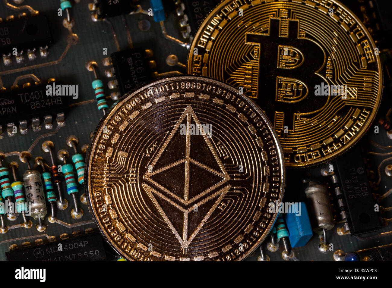 Blank circuit board hi-res stock photography and images - Alamy