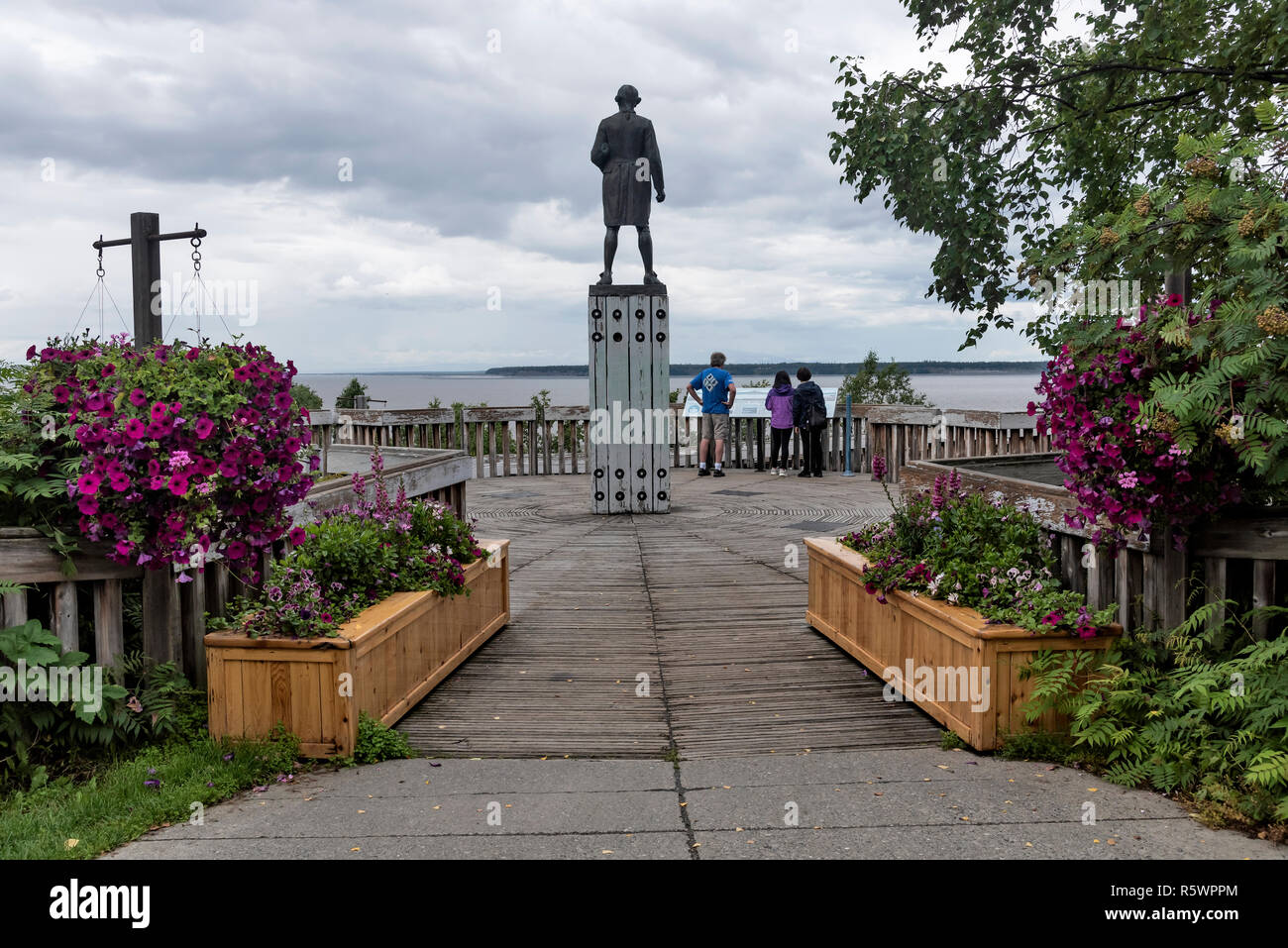 Captain Cook Monument, Anchorage, Alaska, USA Stock Photo - Alamy