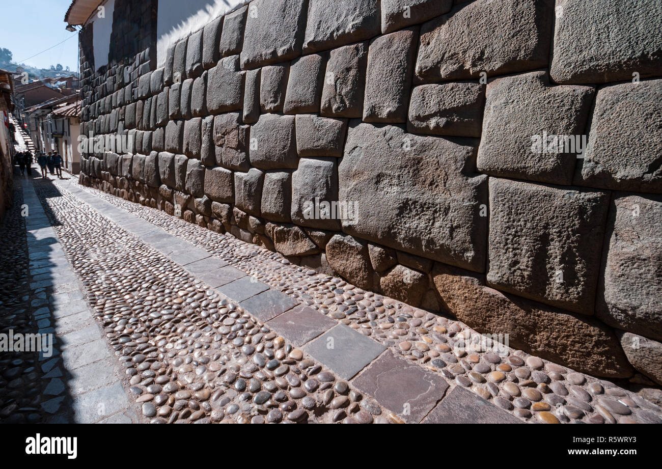 Inca architecture hi-res stock photography and images - Alamy