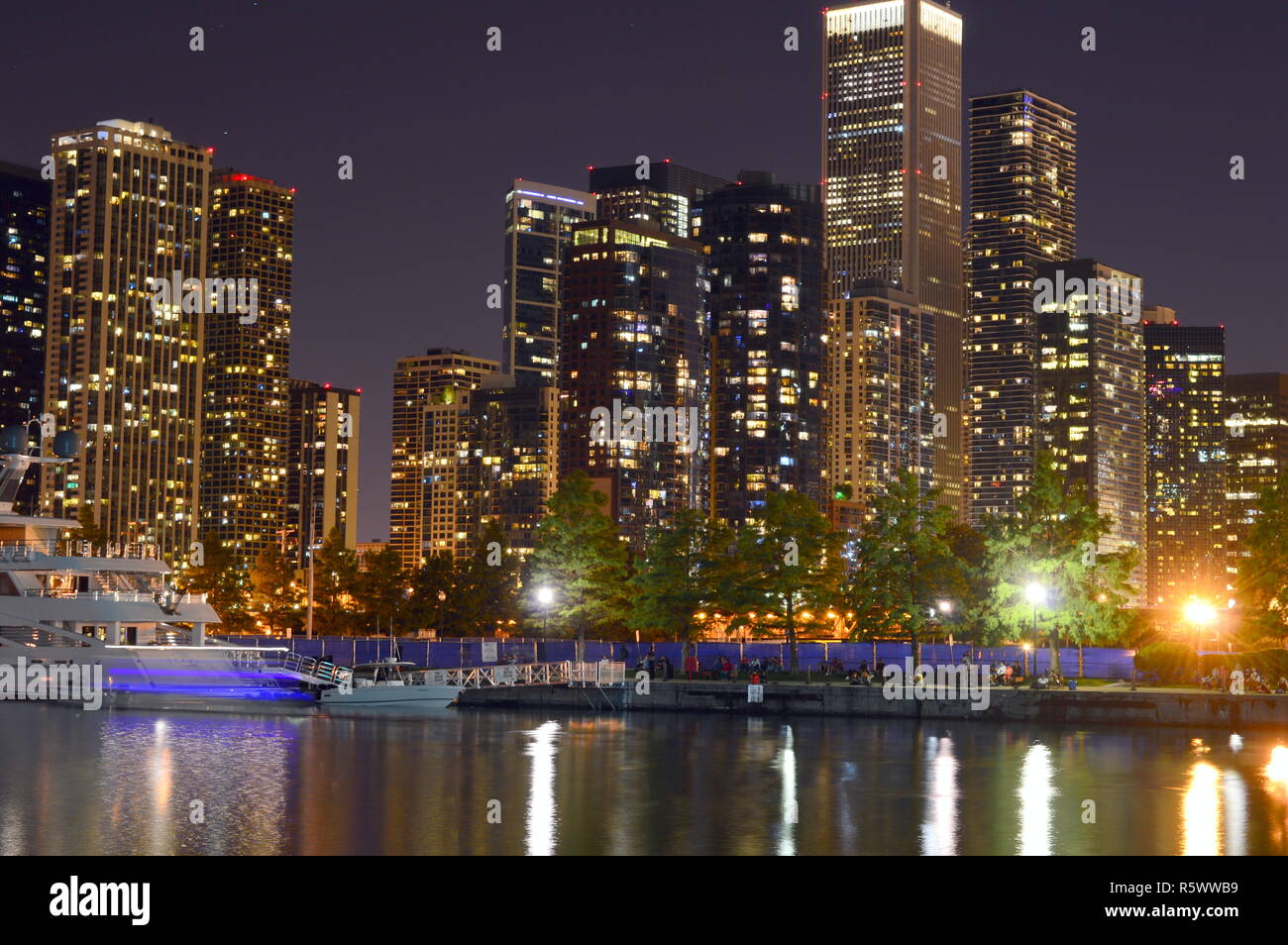 Chicago, Illinois - USA - August 20, 2016:Chicago Skyline Views Stock ...