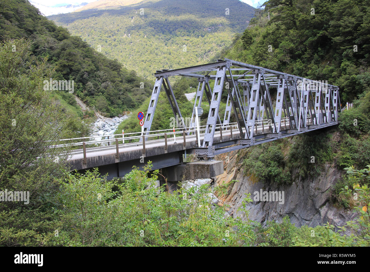 Box girder road bridge, South Island, New Zealand Stock Photo - Alamy