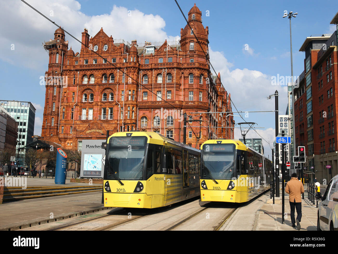 Manchester trams hi-res stock photography and images - Alamy