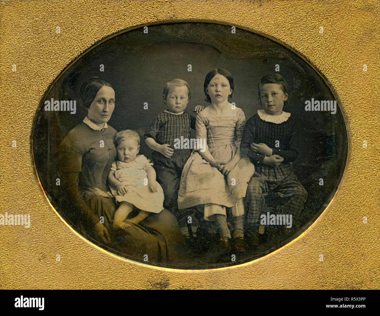 Daguerreotype of family group ca 1850 hi-res stock photography and ...