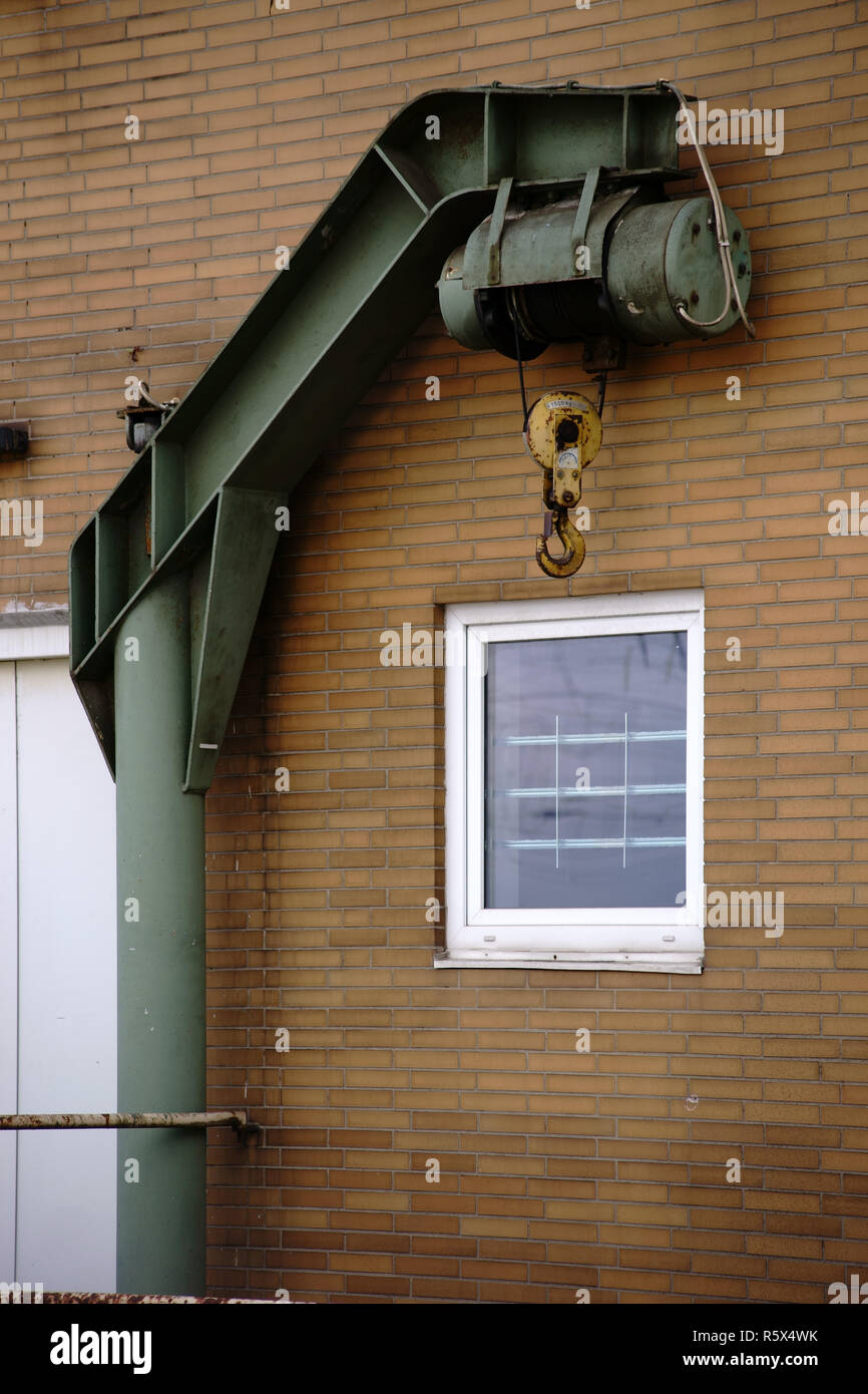 Old goods yard crane railway hi-res stock photography and images - Alamy