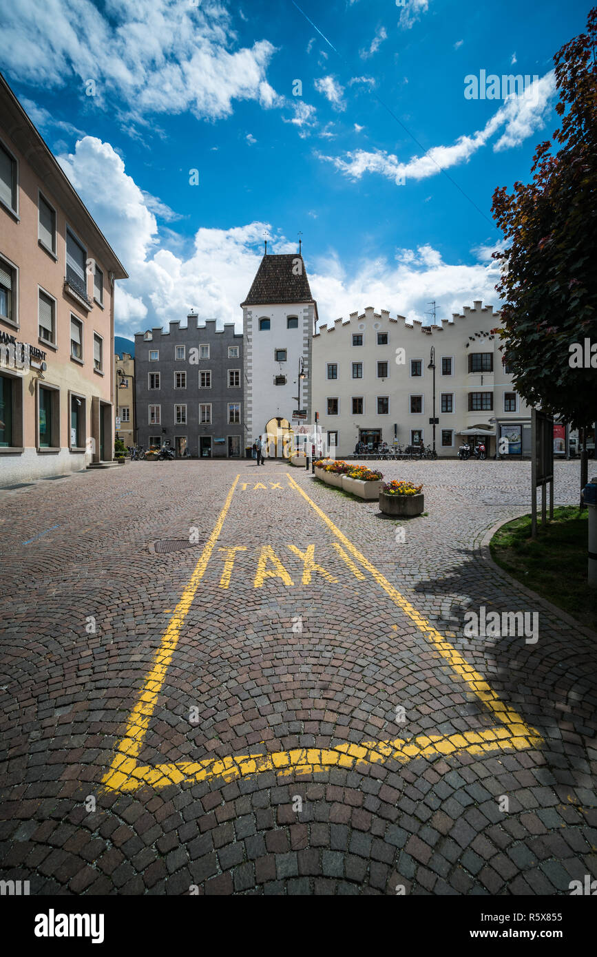 Bressanone piazza duomo italy hi-res stock photography and images - Alamy