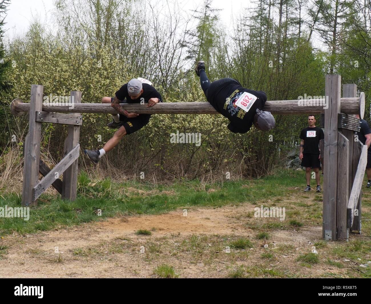 U s military training run hi-res stock photography and images - Alamy