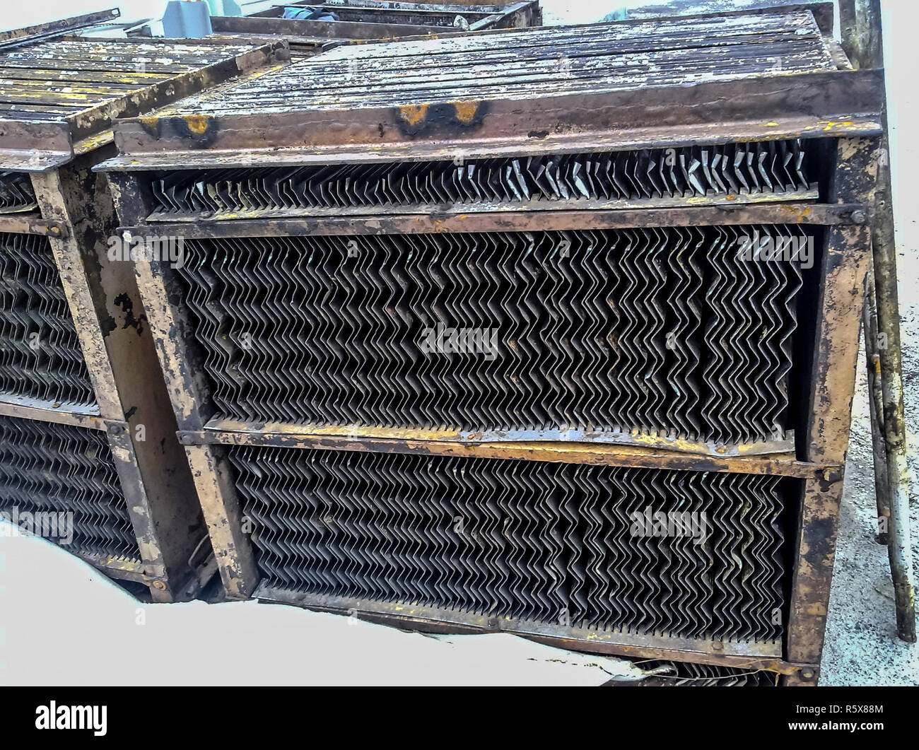 Internal parts of the end divider of the tube phases. Steel plates for ...