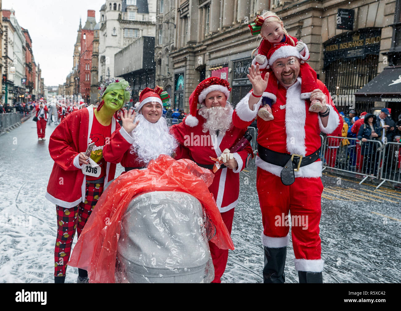 The liverpool santa dash where over 8 hi-res stock photography and ...