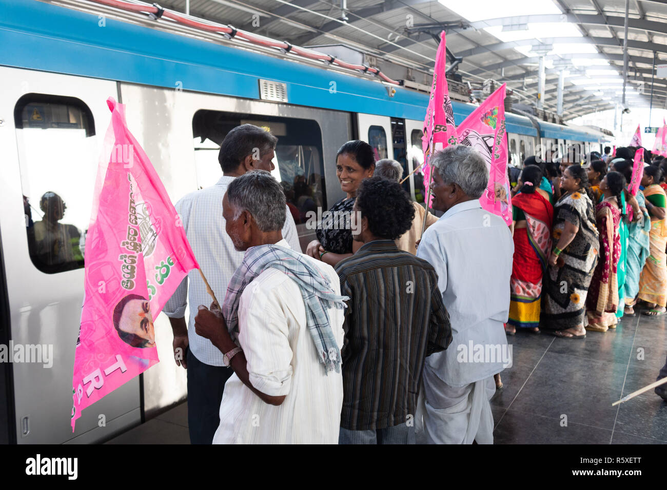 Elevated railway el rail el train overhead railway hi-res stock photography and images - Alamy
