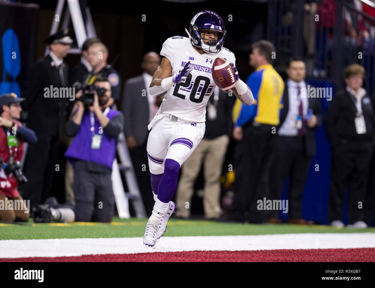 John moten iv hi-res stock photography and images - Alamy