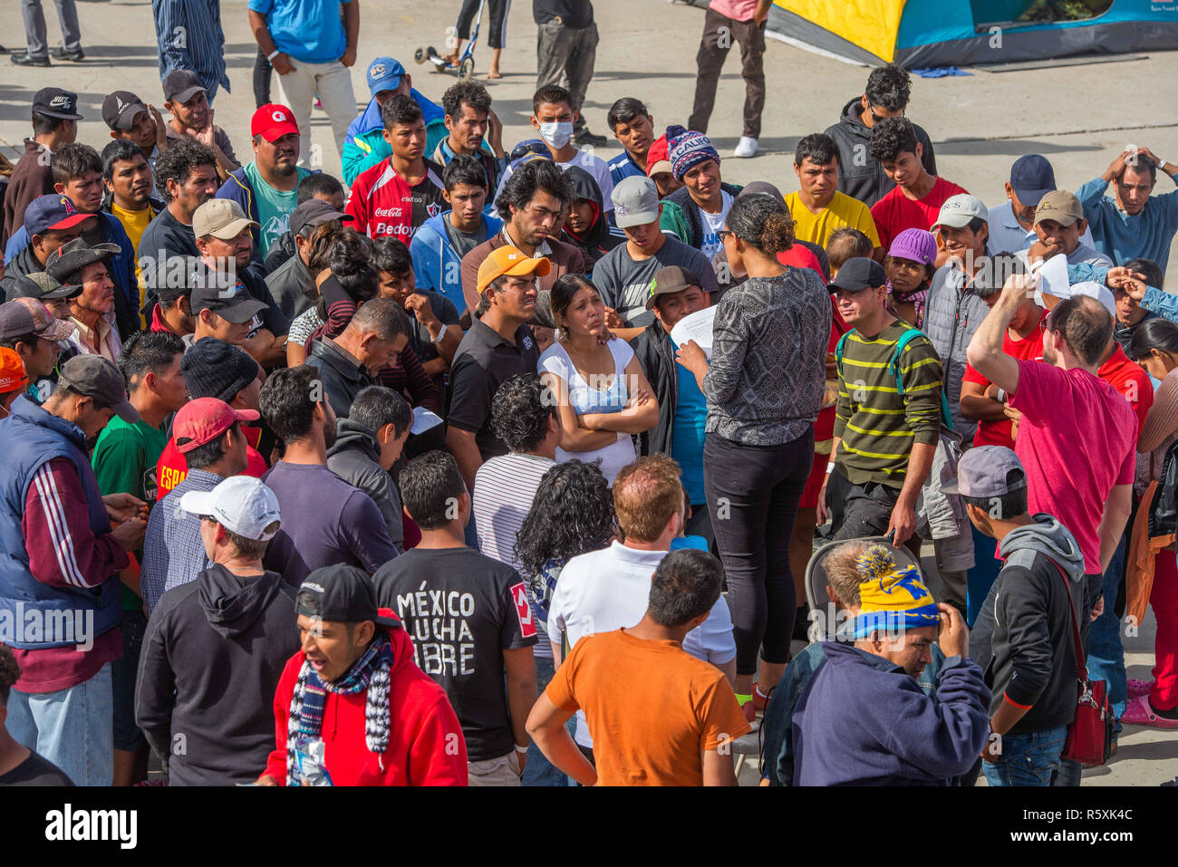 Migrant deportees hi-res stock photography and images - Alamy