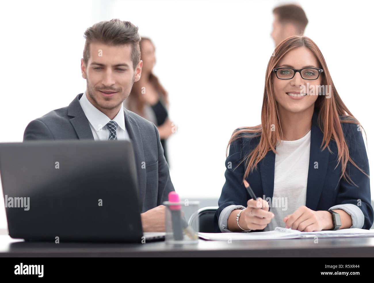Teamwork and cooperation concept Stock Photo - Alamy