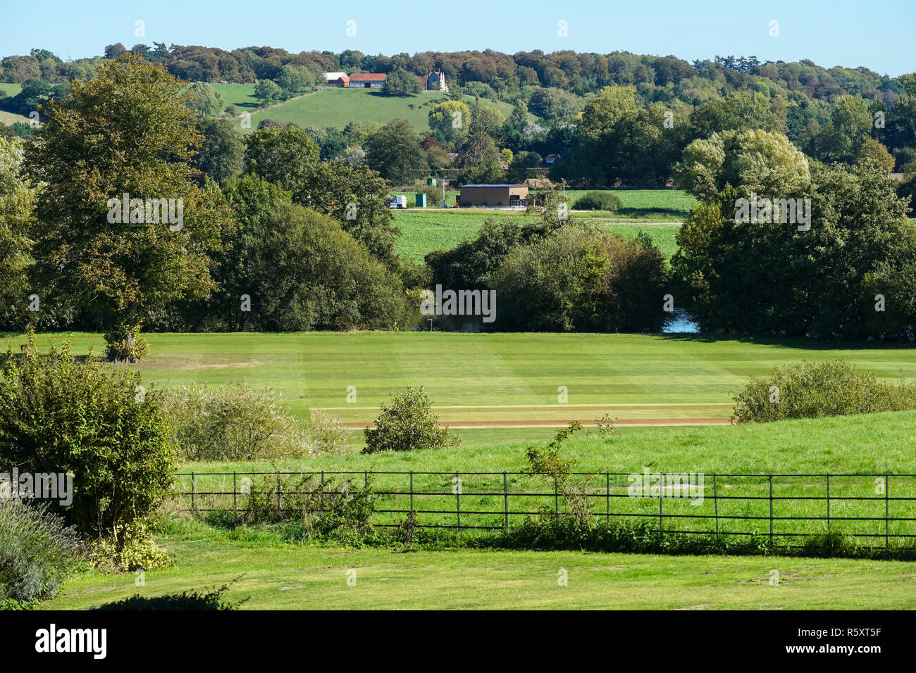 Rural landscape england hi-res stock photography and images - Alamy