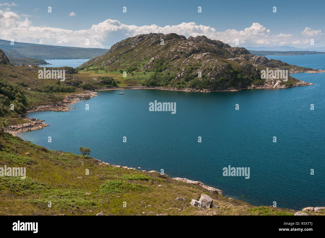 Diabaig harbour hi-res stock photography and images - Alamy