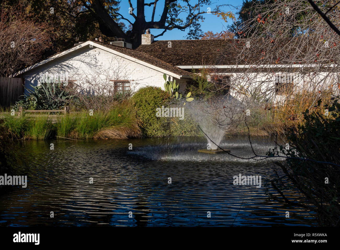 American indian cultural center and museum hi-res stock photography and ...