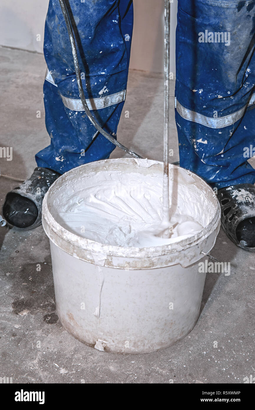 Paint mixer hi-res stock photography and images - Alamy