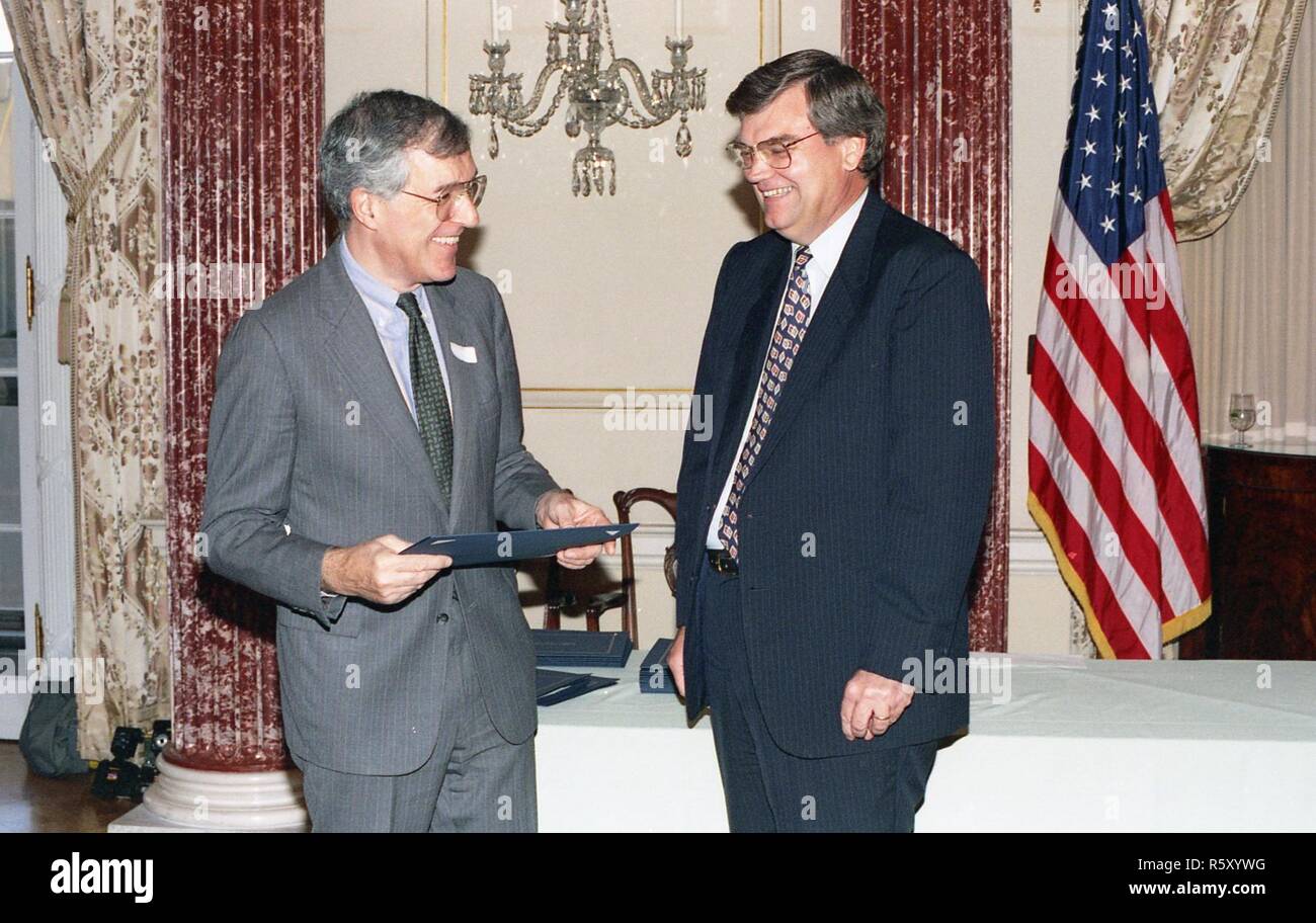 man accepting award taking a picture Stock Photo - Alamy