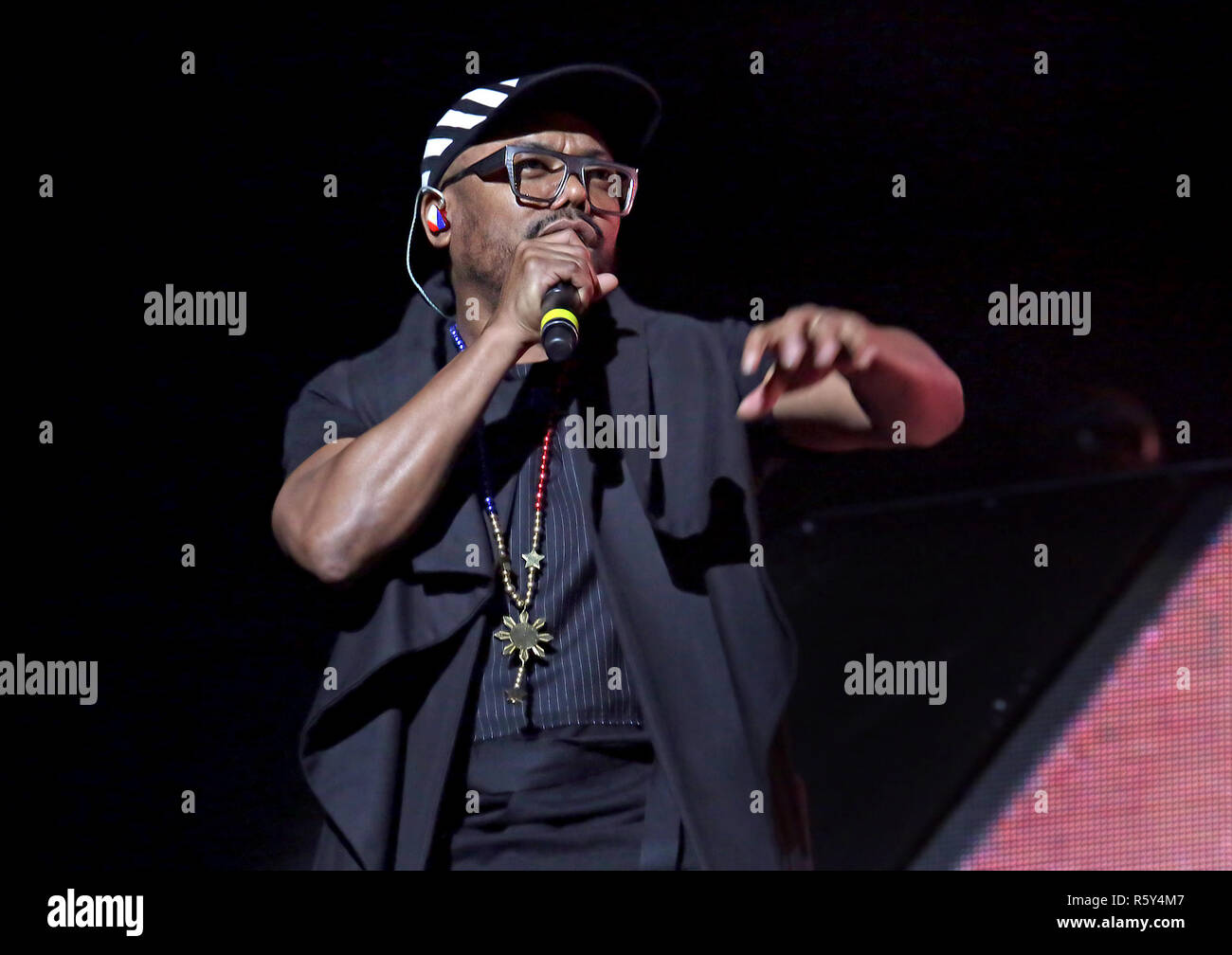 Singer apl de ap black eyed peas hi-res stock photography and images ...
