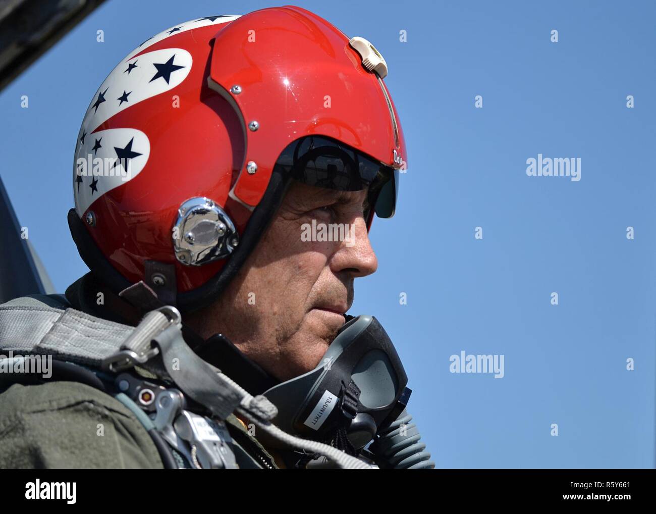 Retired U.S. Air Force Lt. Col. Dale Cooke, former Thunderbirds slot ...