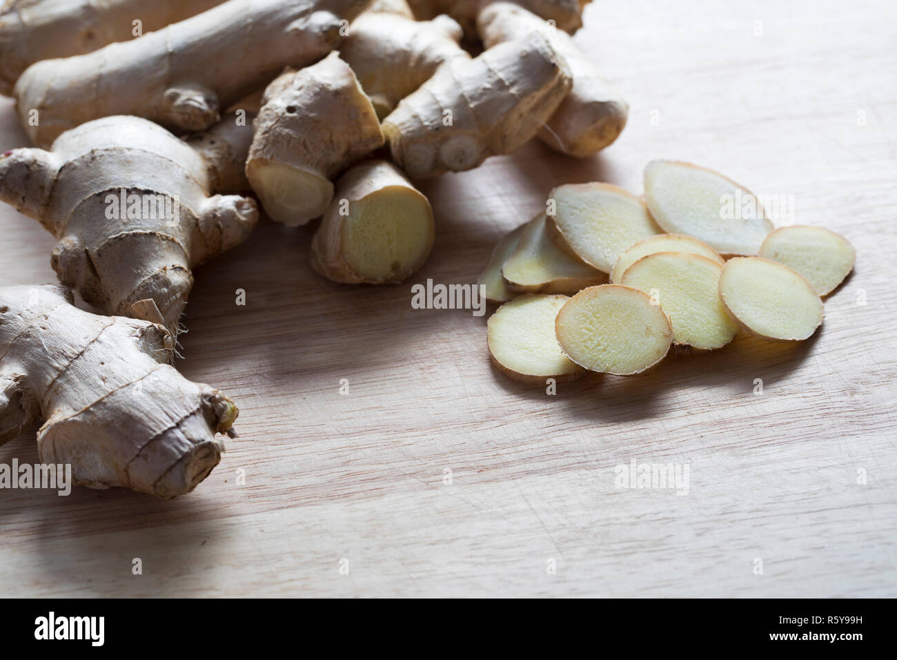 Fresh Ginger Slices Stock Photo - Alamy