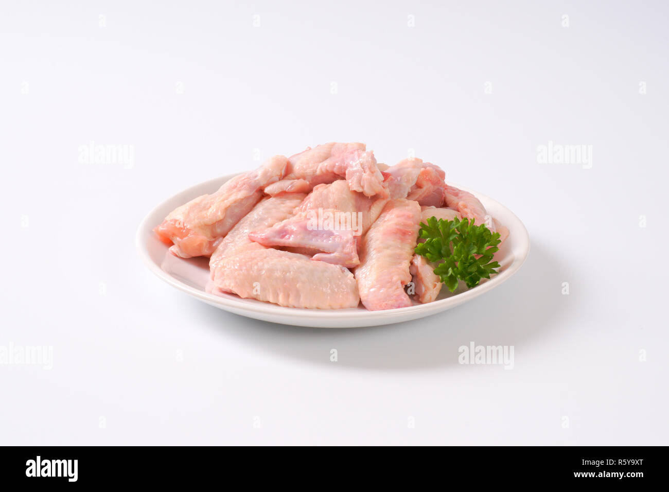 raw chicken wings Stock Photo - Alamy