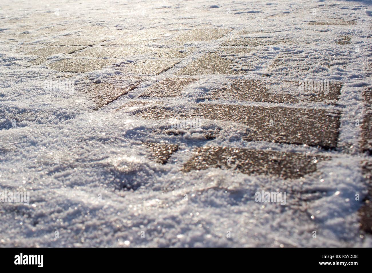 Ice on pavement hi-res stock photography and images - Alamy