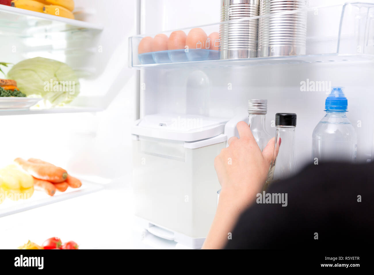 Taking food out freezer hi-res stock photography and images - Alamy