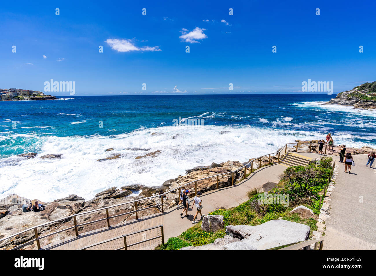 The classic Sydney Coastal walk from Bondi Beach to Coogee Beach is a ...