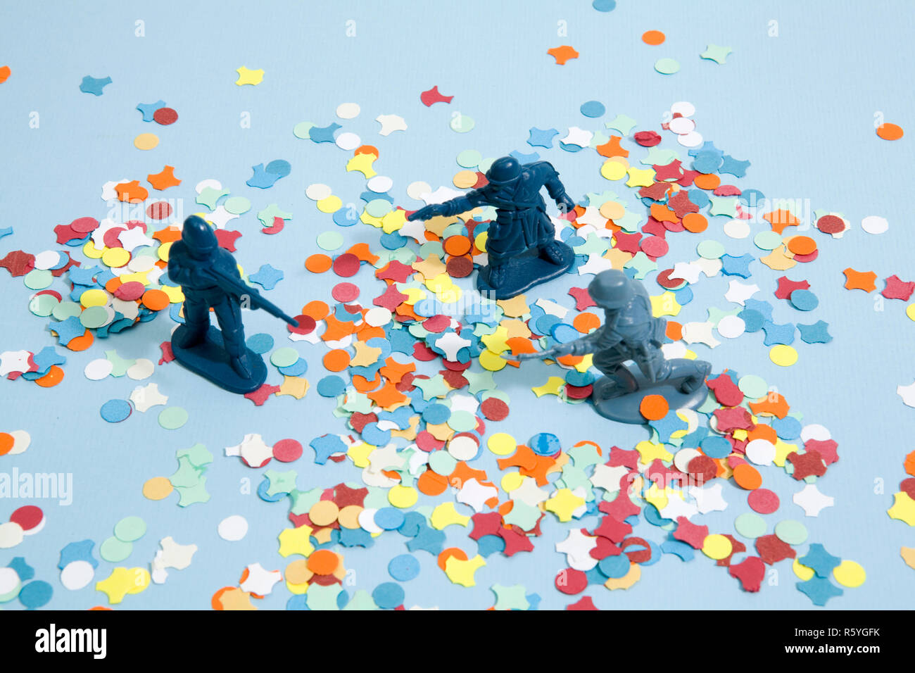 Vintage kids playing war hi-res stock photography and images - Alamy