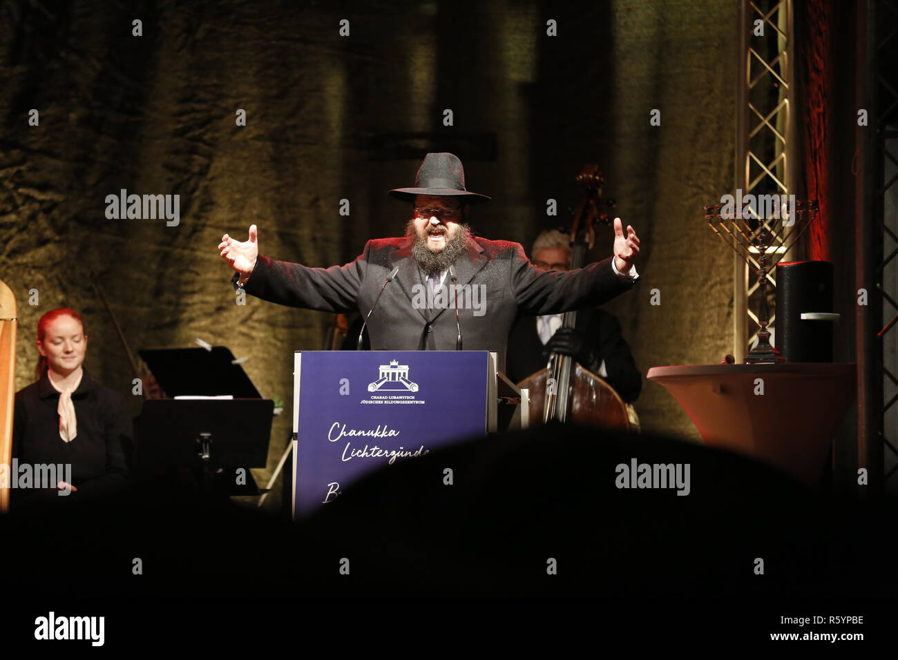 Frank schuster hi-res stock photography and images - Alamy