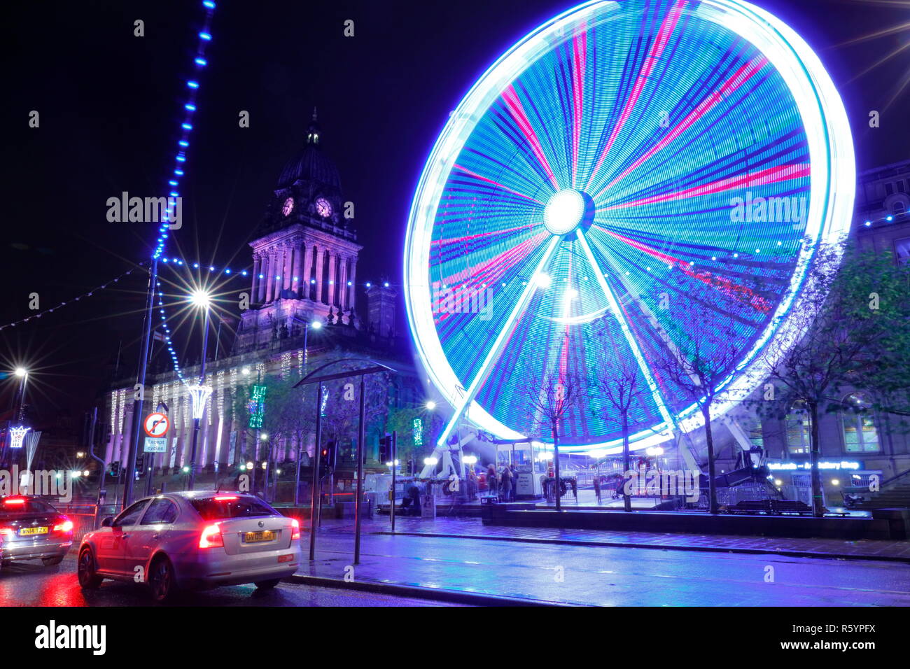 Long exposure of the big wheel tourist attraction in Leeds City Centre ...