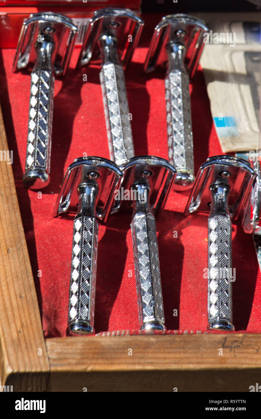 Straight razors hi-res stock photography and images - Alamy