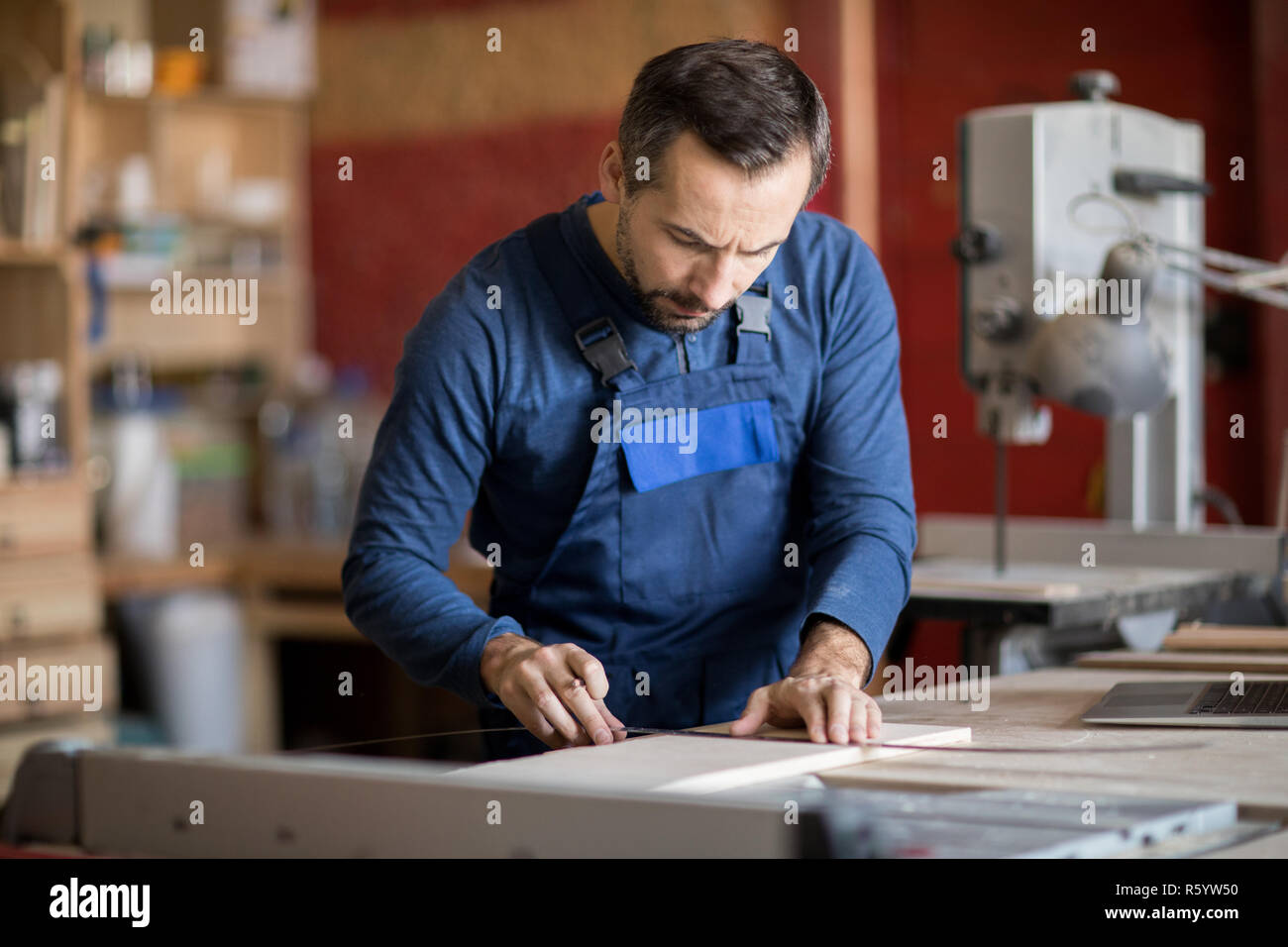 Carpenter at Work Stock Photo - Alamy