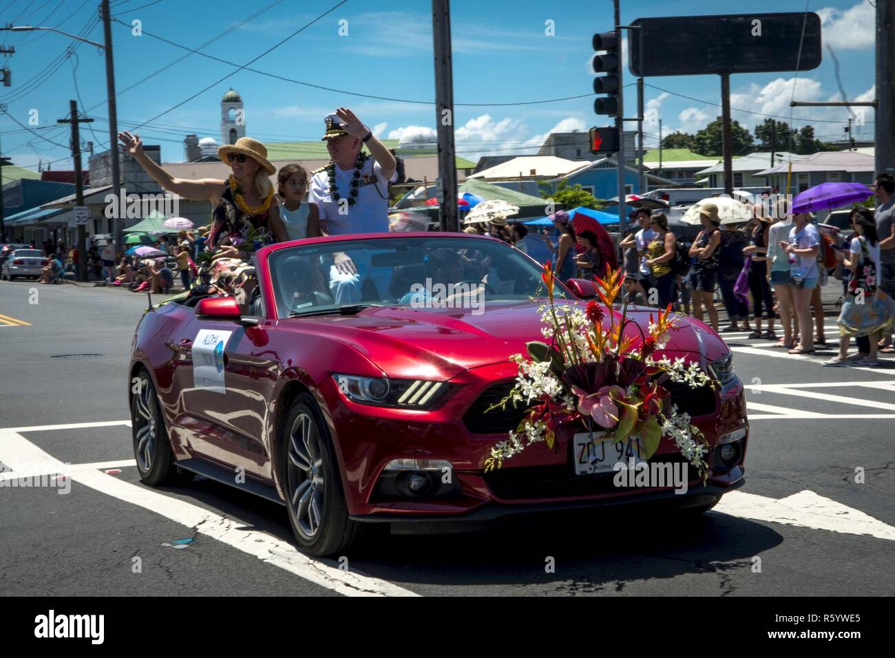 Capt. Jenks, Chief Staff Officer Navy Region Hawaii, and his wife ...