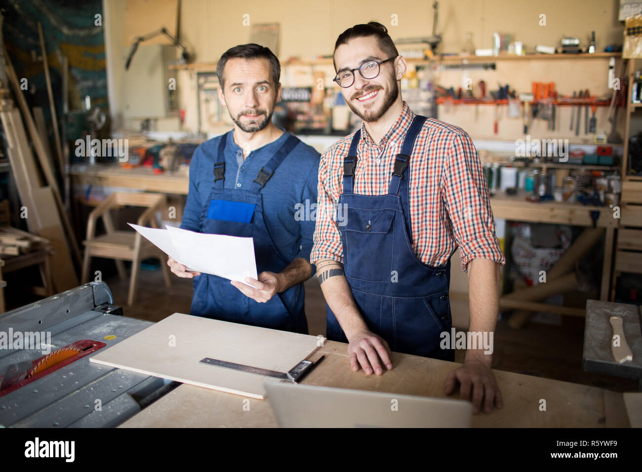 Small furniture factory workers hi-res stock photography and images - Alamy