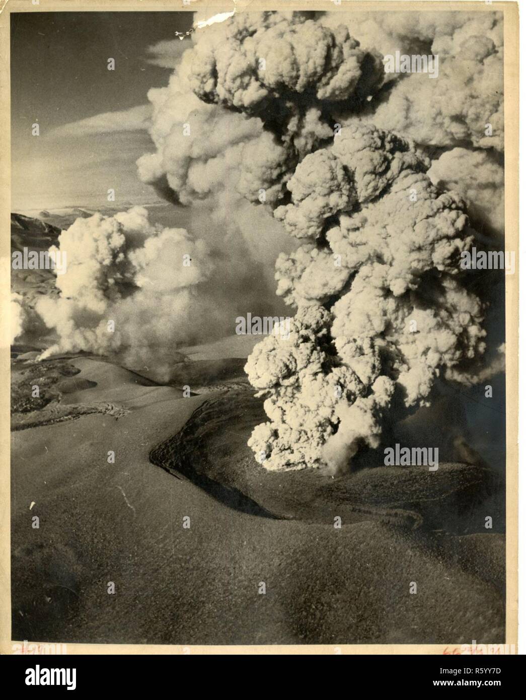 AERIAL VIEW OF A VOLCANO ERUPTING Stock Photo - Alamy