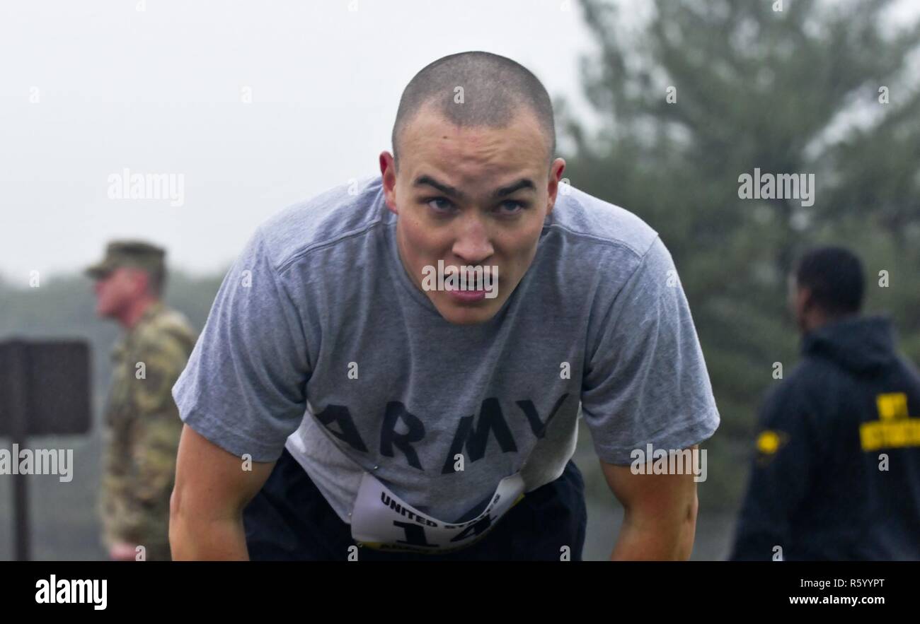 U.S. Army Reserve Sgt. Kevin Warren, 316th Mobility Augmentation ...