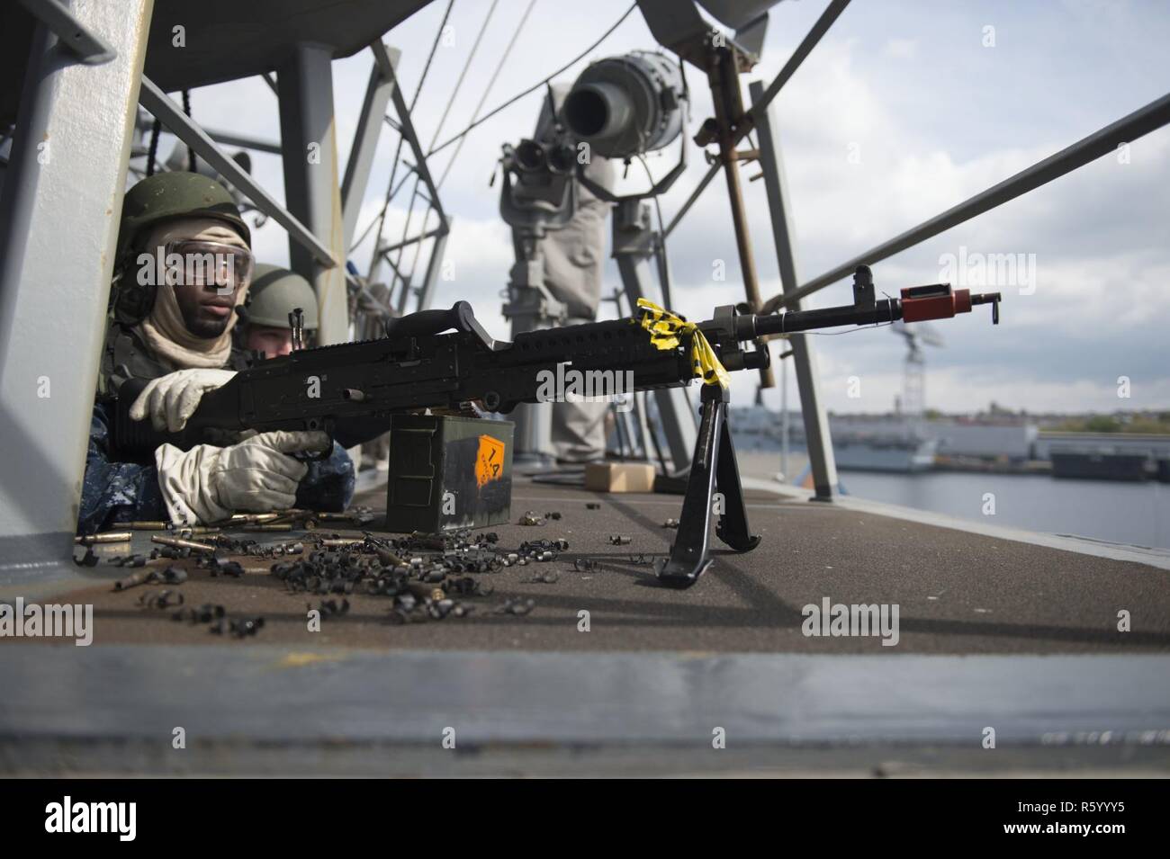 PLYMOUTH, United Kingdom (April 24, 2017) Gunner's Mate 3rd Class ...
