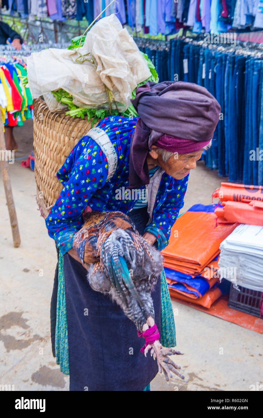 The weekend market in Dong Van Vietnam Stock Photo - Alamy