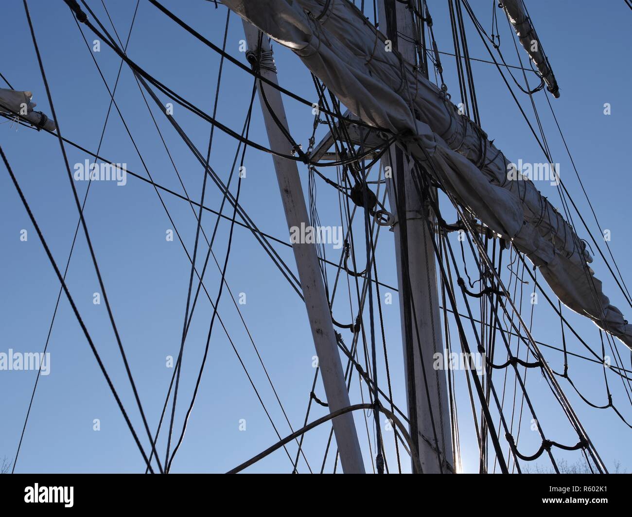 Studding sail hi-res stock photography and images - Alamy